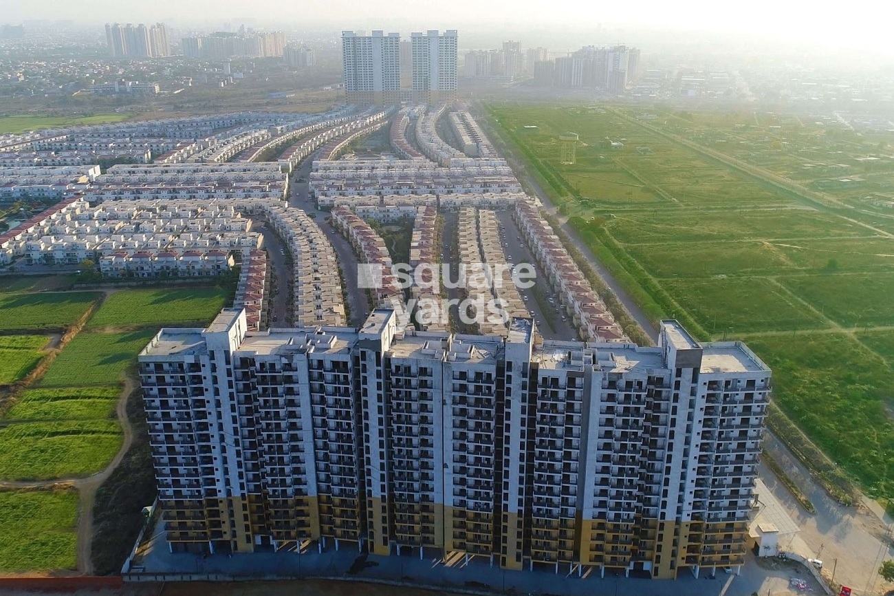 Paramount Golf Foreste Apartments Photos - GN Sector Zeta I, Greater Noida