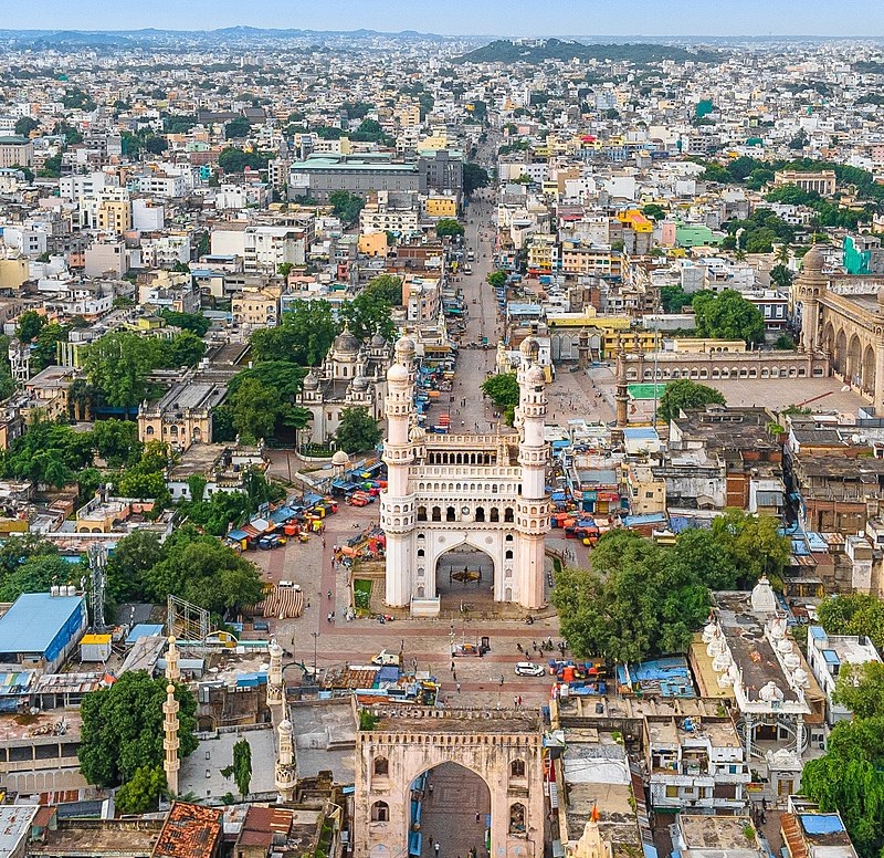 Charminar, Hyderabad: Map, Photos and Videos, Property Rates, Ratings ...